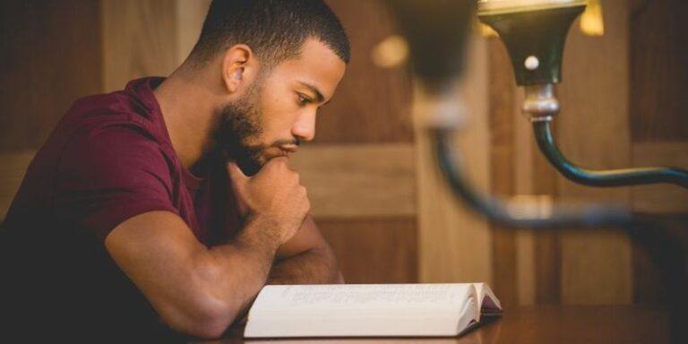 What is the Role of a Tyler in Freemasonry?