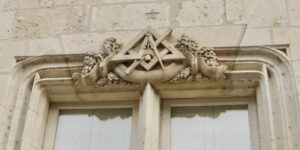 13 Things to Know Before You Become a Freemason (Explained)